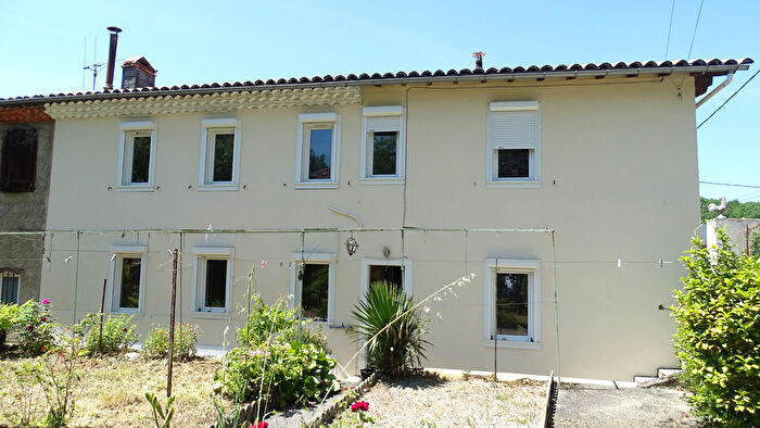 Maison 6 pièces à Villeneuve-d'Olmes, à vendre