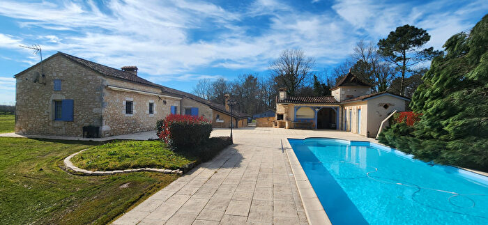 Maison à vendre - Issigeac - 4 pièces - 3 chambres