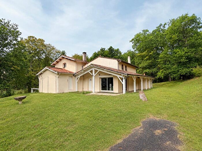 Maison 6 pièces à vendre à Targon