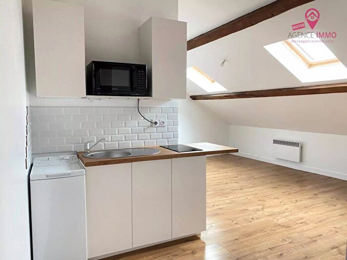 Appartement à louer - Centre-Max Barel-Centre Nord, Vénissieux - 2 pièces - 1 chambre