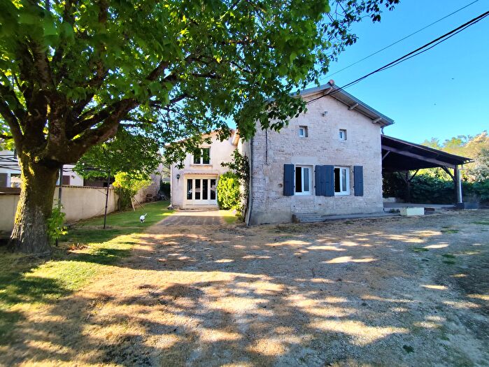 Maison 4 pièces à vendre à Tillou