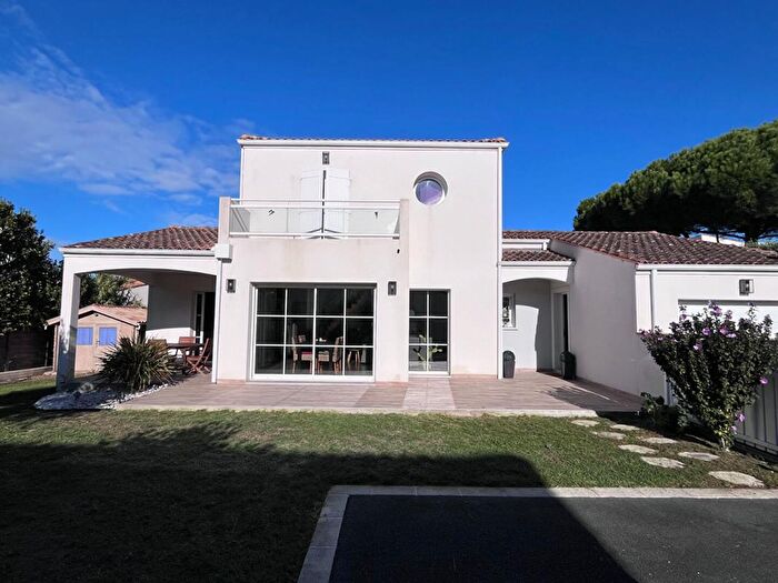 Maison 4 pièces à vendre à Saint-Georges-de-Didonne, Vallières