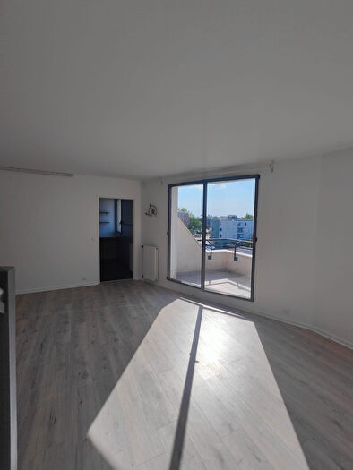 Évry, Les Pyramides - Appartement 3 pièces à louer