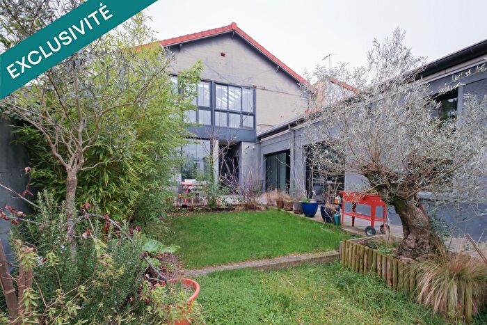 Maison à vendre - Bagnolet, Centre Sud - 3 pièces - 1 chambre