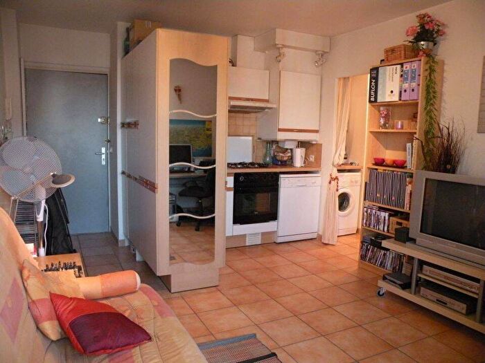 Saint Mitre les Granettes Pey Blanc, Aix-en-Provence - Appartement 2 pièces à louer