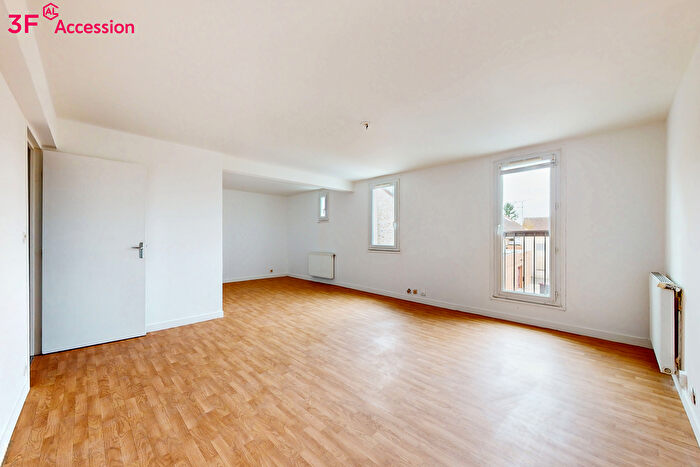 Appartement 5 pièces à Mormant, à vendre
