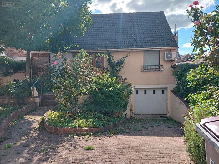 Maison 4 pièces à vendre à Saint-Quentin, Centre-ville