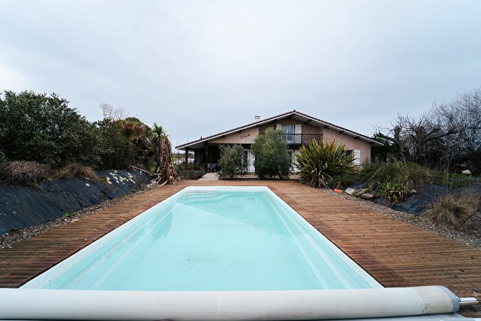 Maison à vendre - Renung - 5 pièces - 4 chambres