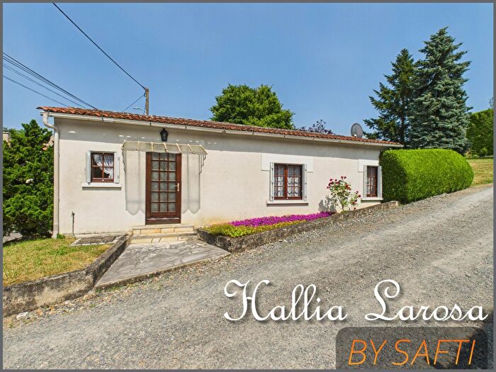 Maison à vendre - Montmorillon - 3 pièces - 2 chambres