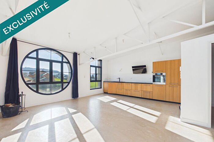 Maison à vendre - Saint-Étienne-lès-Remiremont - 5 pièces - 2 chambres