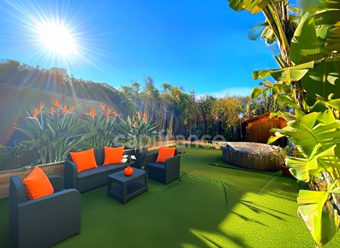 Appartement à vendre - Six-Fours-les-Plages, Les Lones, Bucarin, Fort, Les Playes - 3 pièces - 2 chambres