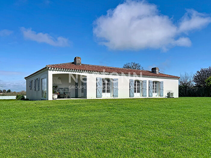 Maison à vendre - Chaillé-sous-les-Ormeaux - 5 pièces - 3 chambres