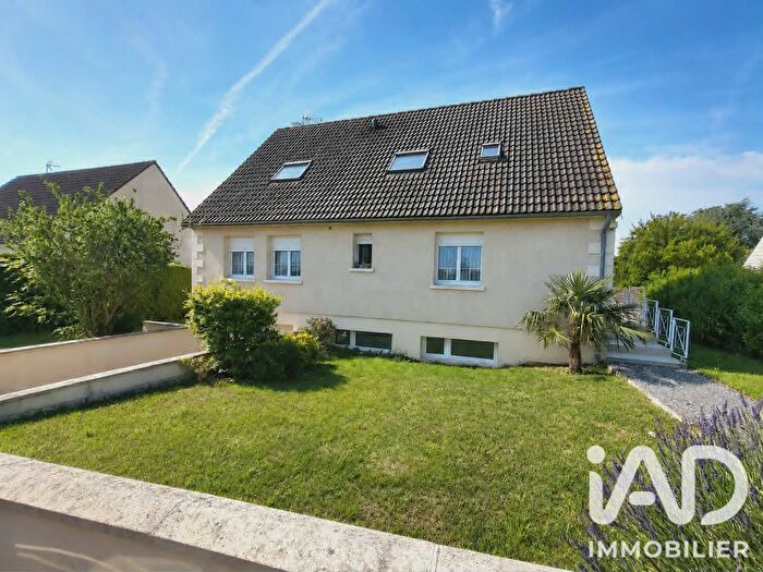Maison 6 pièces à vendre à Saint-Simon