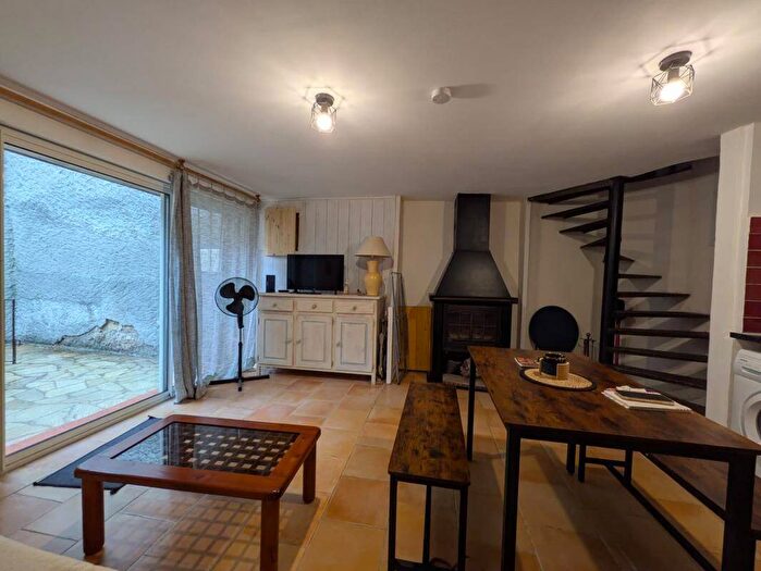 Maison à louer - Montferrat - 3 pièces - 2 chambres