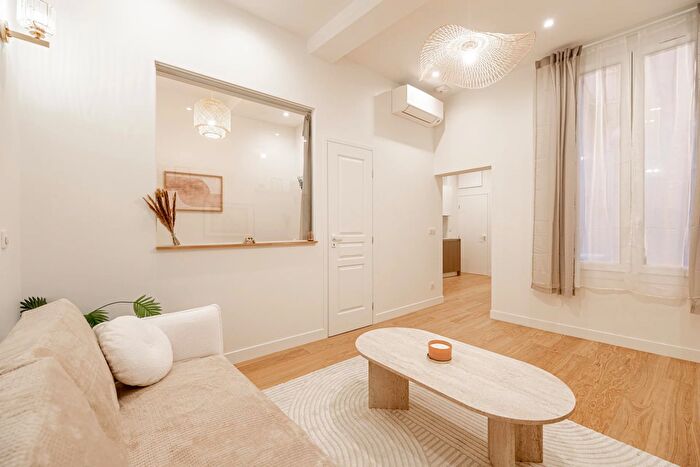 Appartement à vendre - Nice, Vieux Nice - 2 pièces - 1 chambre