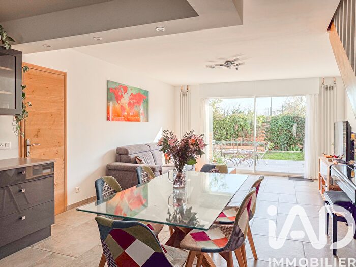 Maison à vendre - Pierre-Bénite - 5 pièces - 4 chambres