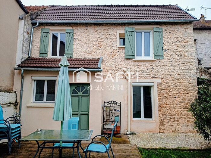 Maison à vendre - Bennecourt - 5 pièces - 3 chambres