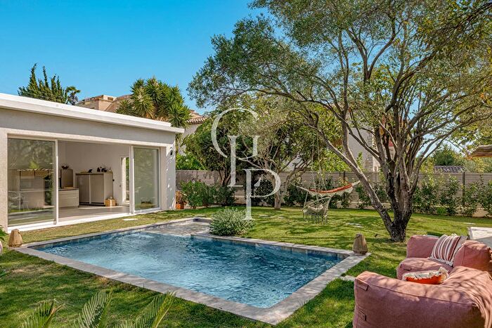 Cagnes-sur-Mer, Saint-Roman, Lautin : Maison 4 pièces à vendre