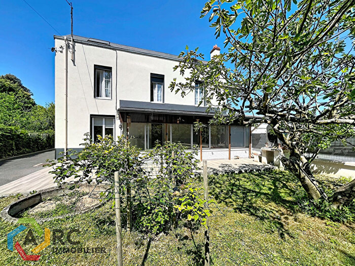 Maison 8 pièces à vendre - La Chapelle-Saint-Mesmin