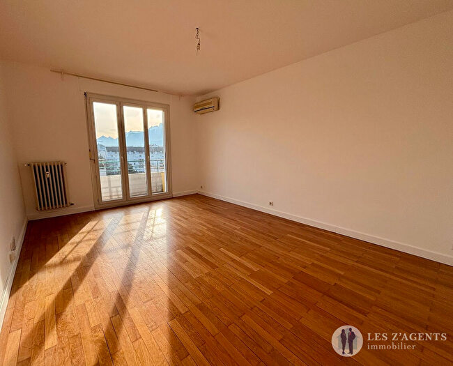 Appartement à louer - Grenoble, La Capuche, Grands Boulevards - 3 pièces - 2 chambres