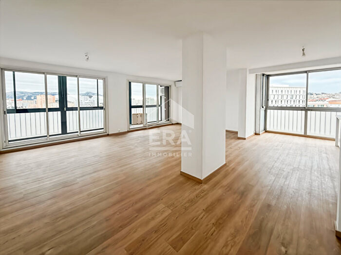 Appartement à louer - Marseille e , La Capelette - 4 pièces - 3 chambres