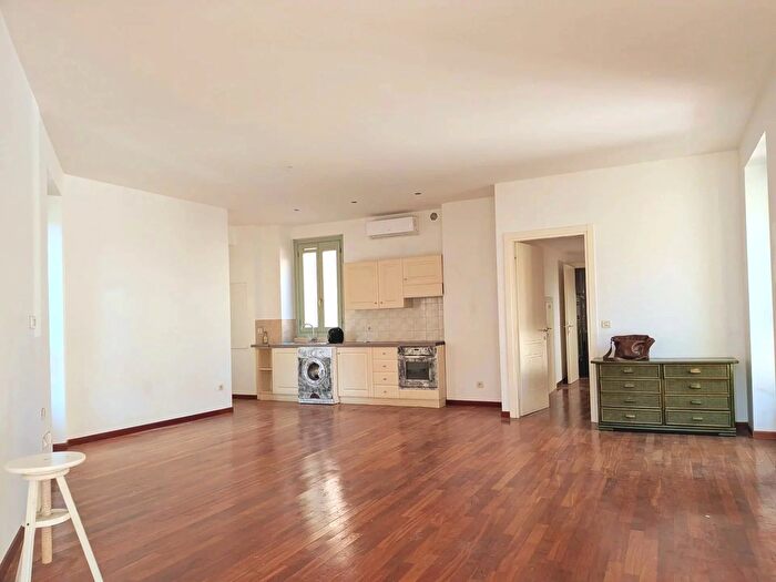 Nice, Centre-ville : Appartement 2 pièces à vendre