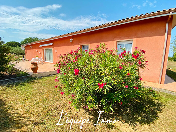 Maison à vendre - Pavie - 5 pièces - 3 chambres