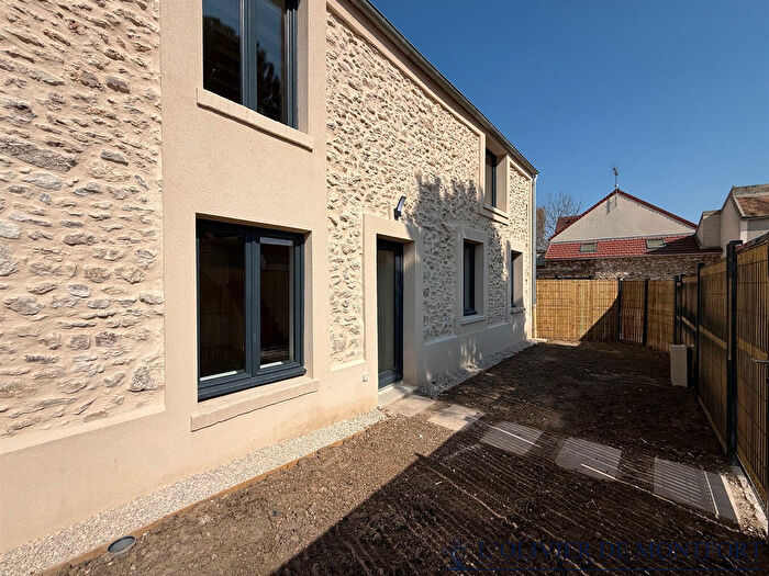 Maison à vendre - Montfort-lAmaury - 3 pièces - 2 chambres