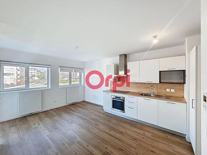 Appartement à louer - Romagny, Annemasse - 2 pièces - 1 chambre