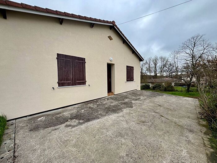 Maison à louer - Lias - 6 pièces - 5 chambres