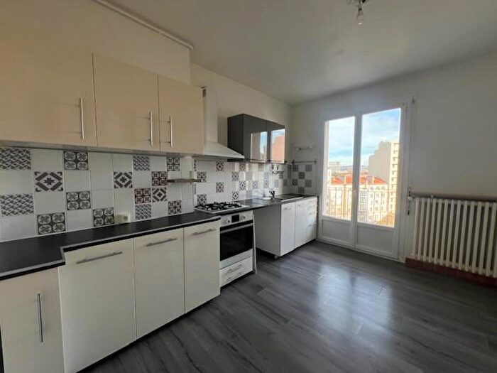 Appartement 3 pièces à louer - Saint-Étienne, La Terrasse, Bel Air, Bergson, Carnot