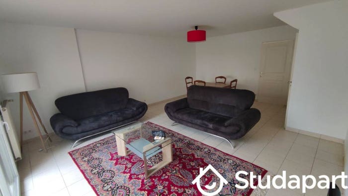 Centre, Angers : Appartement 1 pièce à louer