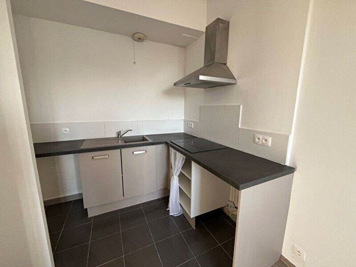 Appartement à louer - Centre Technique Municipal-Centre de Loisirs Jules Ferry, Agen - 1 pièce