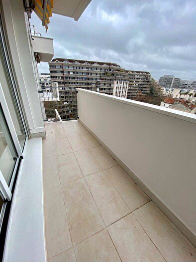 Appartement à louer - Alleray Procession, Paris ème arrondissement - 2 pièces - 1 chambre