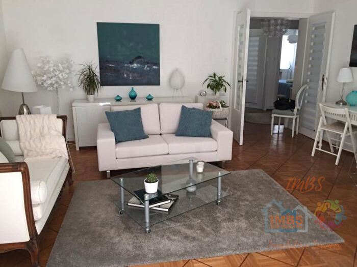 Appartement à louer - Strasbourg, Forêt Noire - 3 pièces - 2 chambres