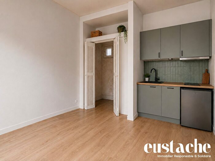 Appartement 1 pièce à Paris 18ème, Jules Joffrin, à vendre