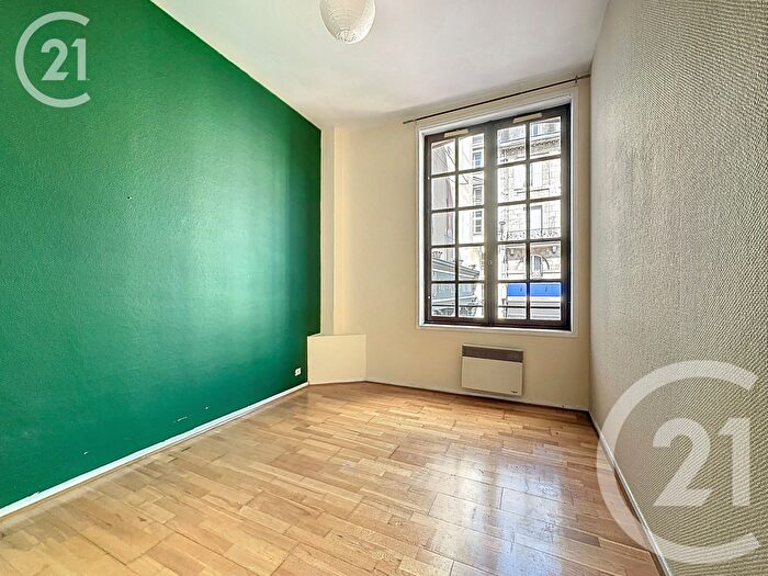 Appartement 3 pièces à Rouen, Vieux Marché, Cathédrale, à vendre