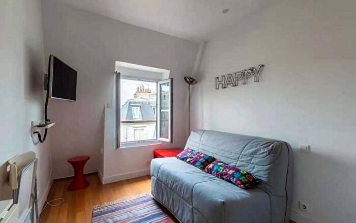 Appartement à louer - Saint Philippe du Roule, Paris ème arrondissement - 1 pièce