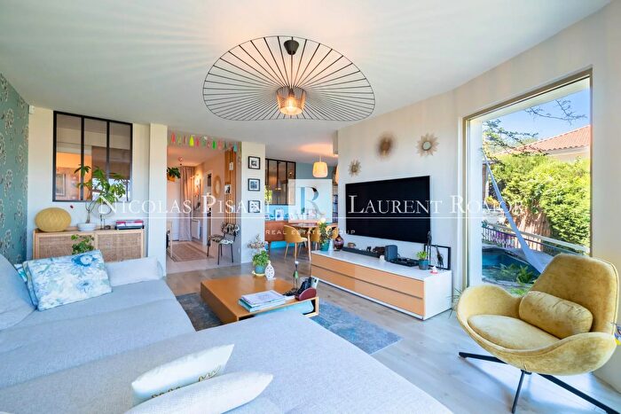Appartement 3 pièces à Nice, Saint-Philippe, Estienne d'Orves, à vendre