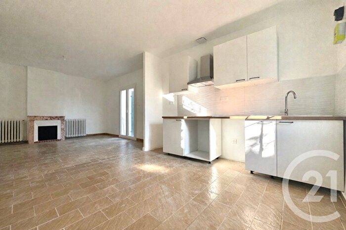 Maison à louer - Plan-de-Cuques - 4 pièces - 3 chambres