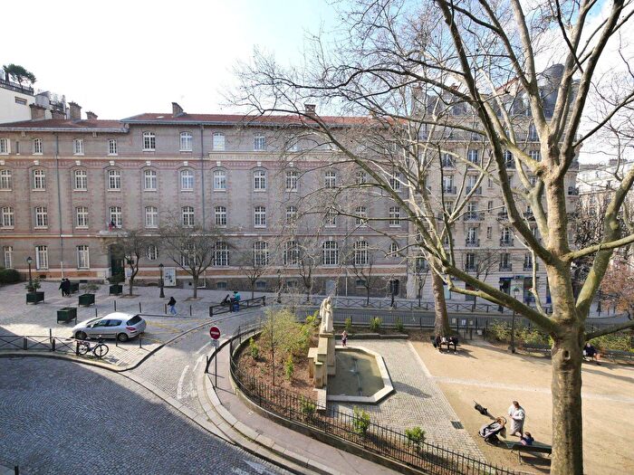 Paris 18ème arrondissement : Appartement 2 pièces à louer