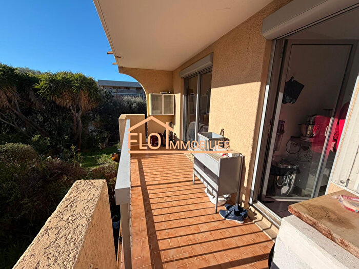 Appartement à vendre - Nice, Caucade - 2 pièces - 1 chambre