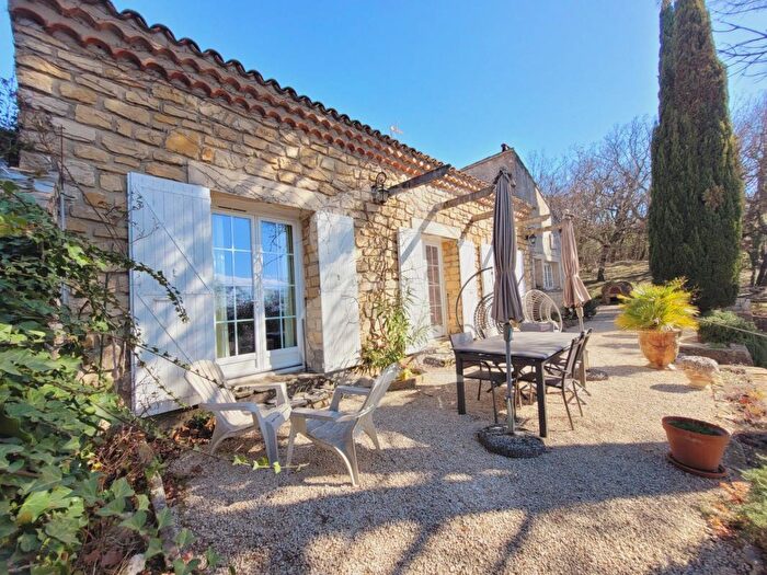 Maison à vendre - Grignan - 6 pièces - 4 chambres