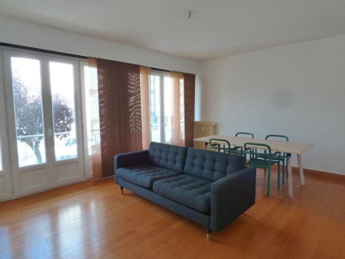 Angers, Madeleine, Saint-Léonard, Justices : Appartement 4 pièces à louer