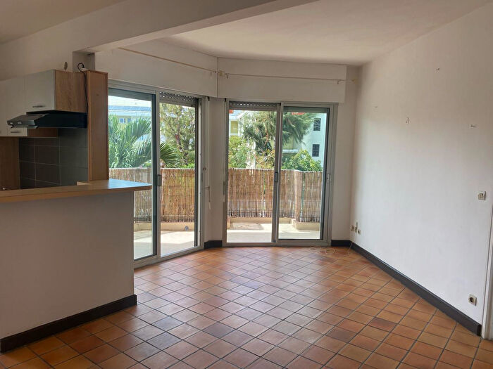 Appartement à vendre - Saint-Paul, Ermitage les Bains - 2 pièces - 1 chambre