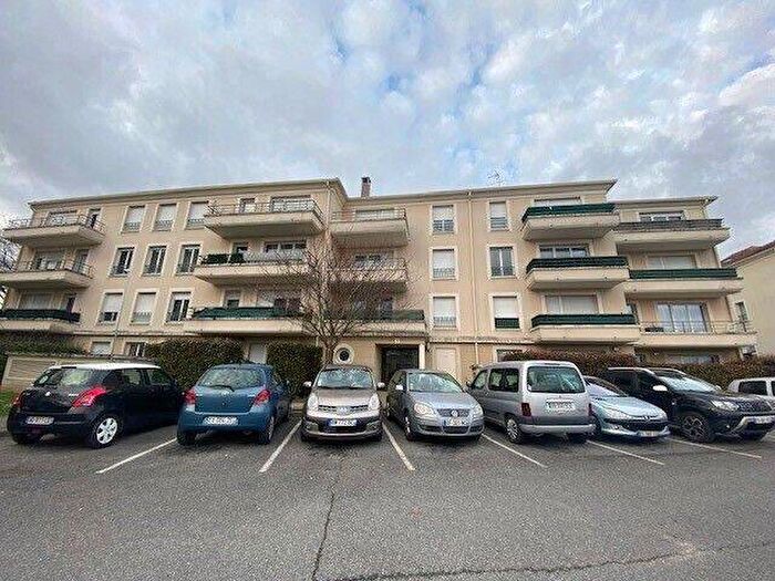 Appartement à louer - Mairie Rouxel-Sud Est, Pontault-Combault - 2 pièces - 1 chambre