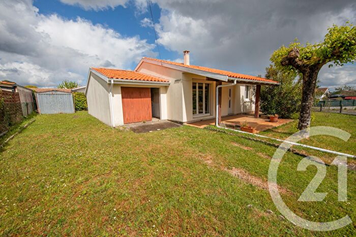 Maison 4 pièces à vendre à Saint-Médard-en-Jalles, Corbiac, Gajac, Magudas