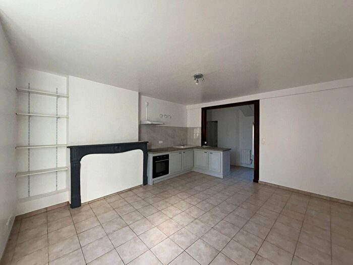 Appartement à louer - Briand Leclerc, Sens - 1 pièce