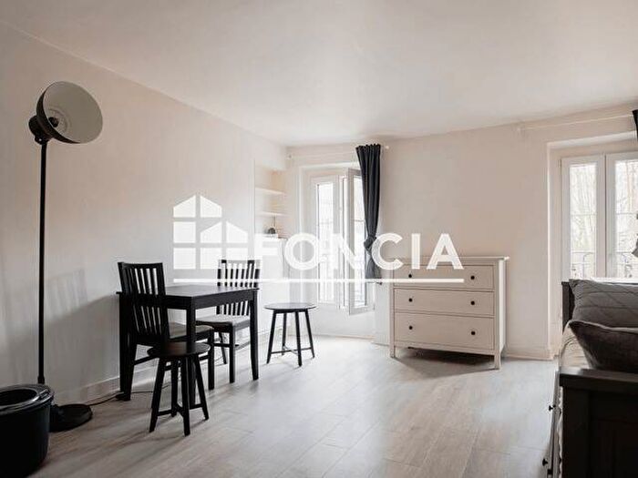 Appartement à louer - Gérard de Nerval, Saint-Germain-en-Laye - 1 pièce