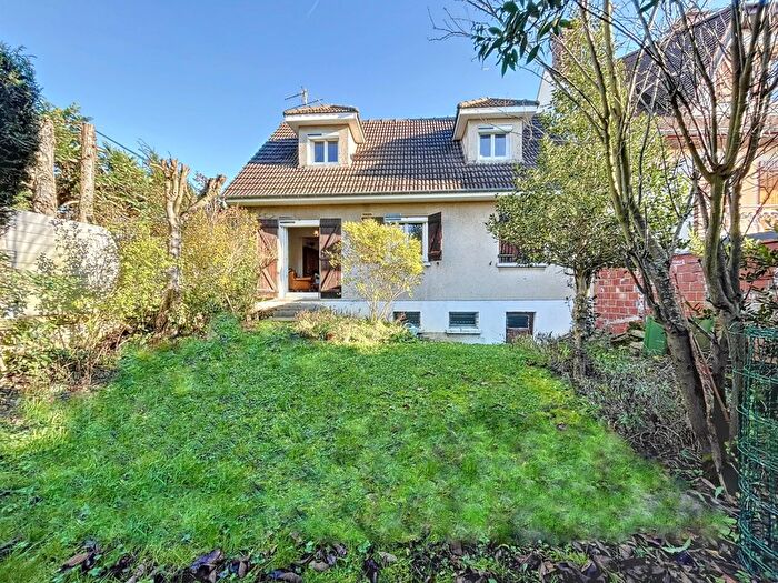 Maison à vendre - Savigny-sur-Orge, Côteau - 6 pièces - 4 chambres